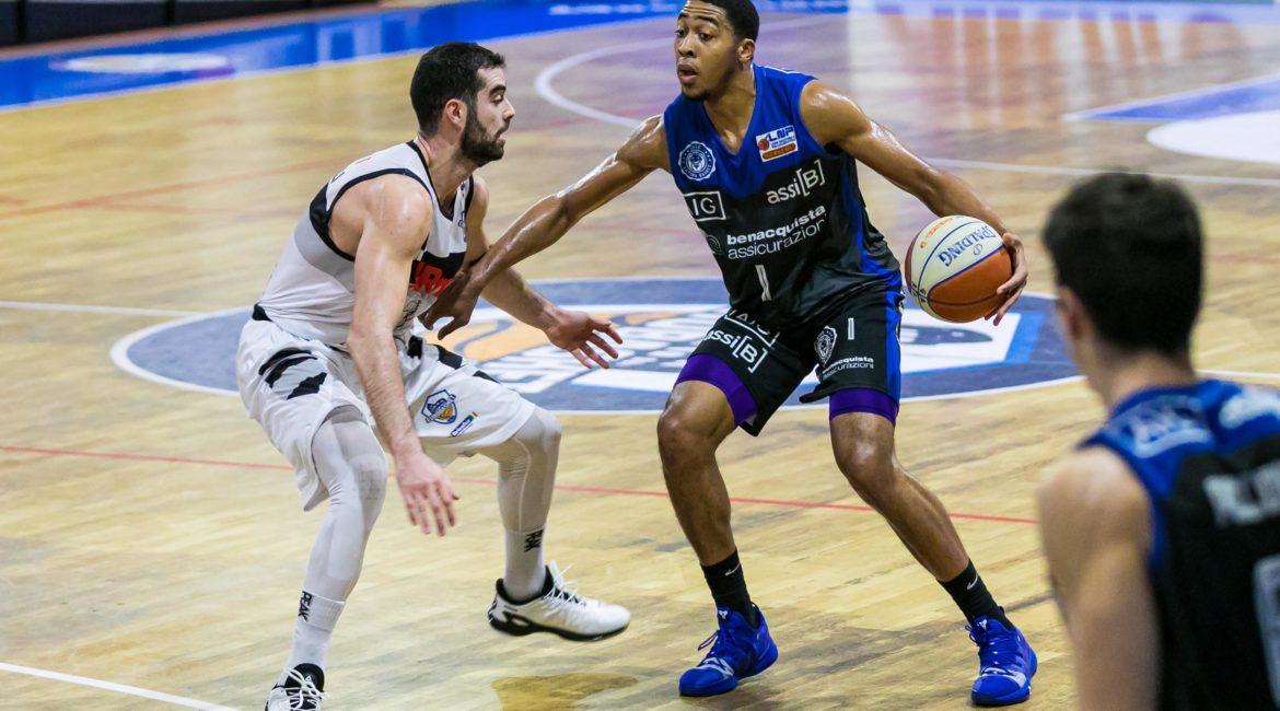 Basket: la Benacquista perde Benetti, Raucci e la partita Basket: la Benacquista perde Benetti, Raucci e la partita